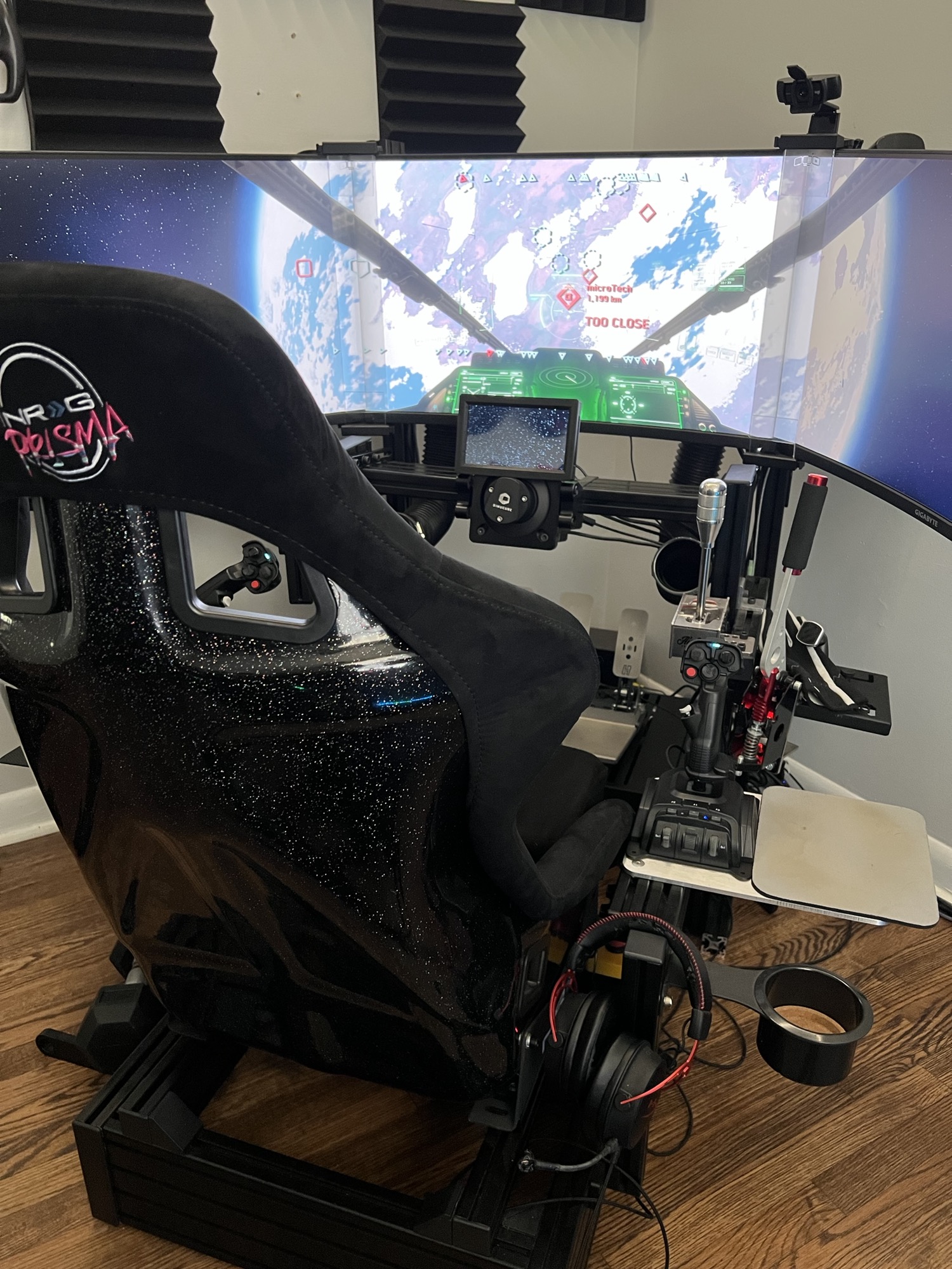 Racing cockpit converted for flight - Star Citizen Spectrum