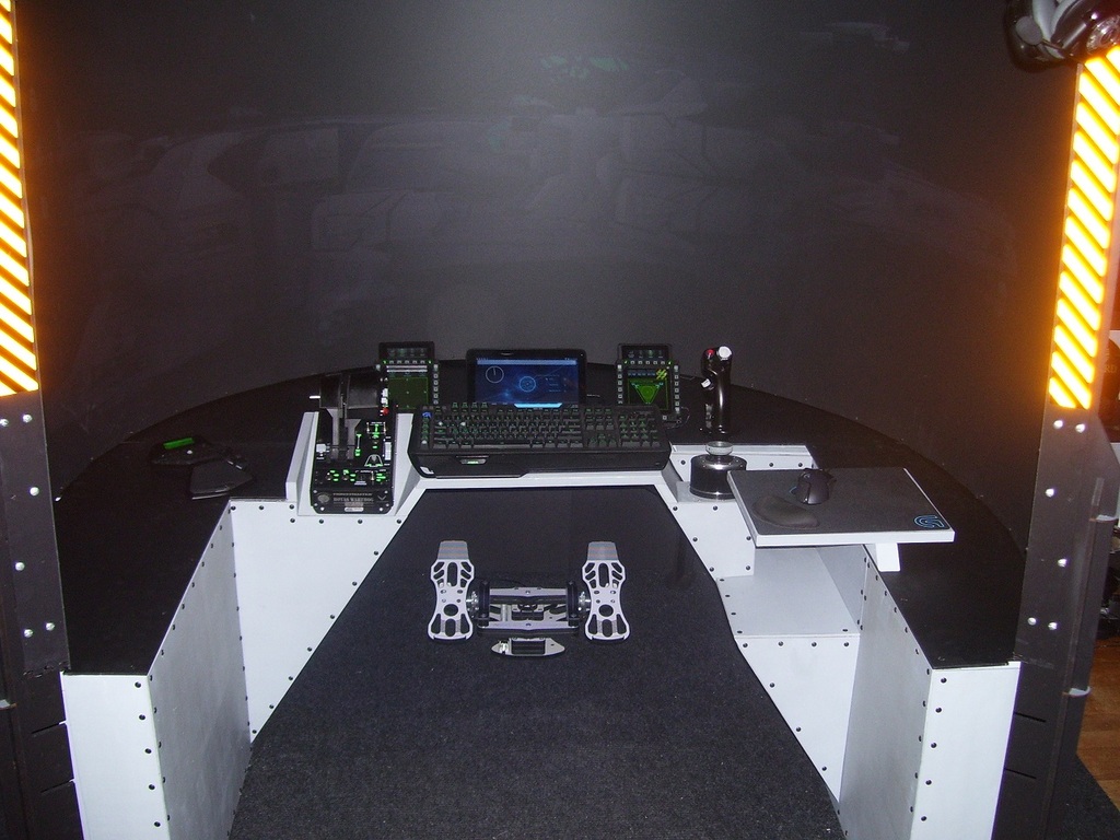 Citizen spotlight - Third's Star Citizen Sim Pit - Roberts Space ...